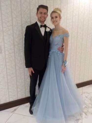 Emmaus High School holds junior prom – Lehigh Valley Press