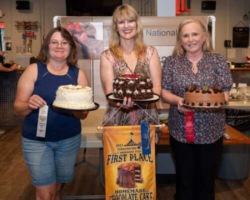 SCHNECKSVILLE COMMUNITY FAIR Razzle Dazzle Chocolate Raspberry Cake ...