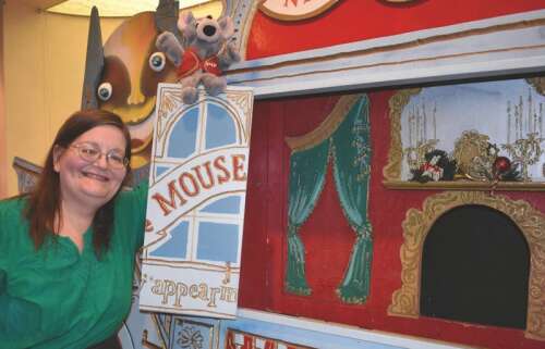 Pip The Mouse home for the holidays – Lehigh Valley Press