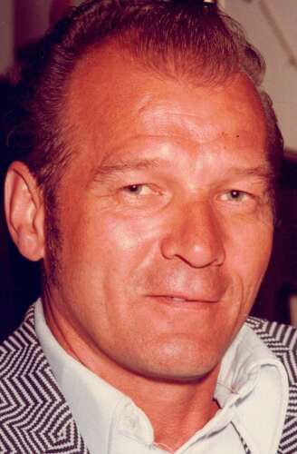 Robert Holzer Sr. – Lehigh Valley Press