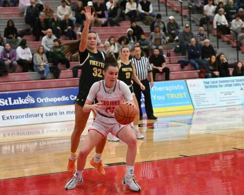Siggins scores 1,000th point – Lehigh Valley Press