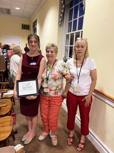 Graduate awarded scholarship – Lehigh Valley Press