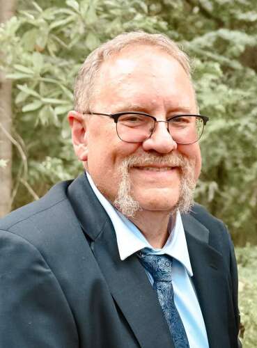 Leonard R. Oncheck Jr. – Lehigh Valley Press