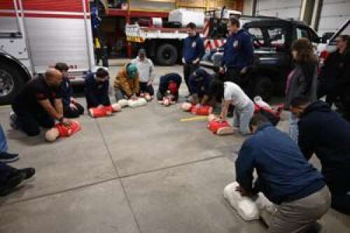 Firefighters refresh CPR skills – Lehigh Valley Press